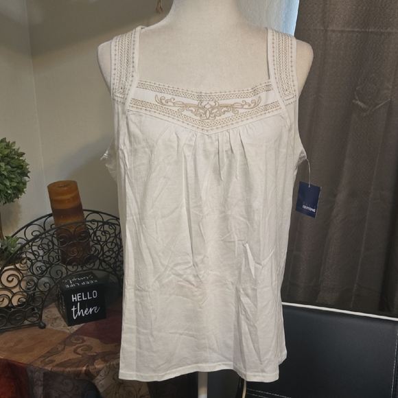 Basic Editions | Tops | Nwt Basic Editions White Embroidered Tank Top ...